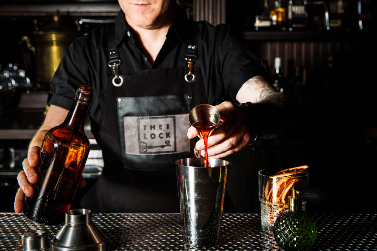 Mixology Masterclass - The Cabinet of Curiosities